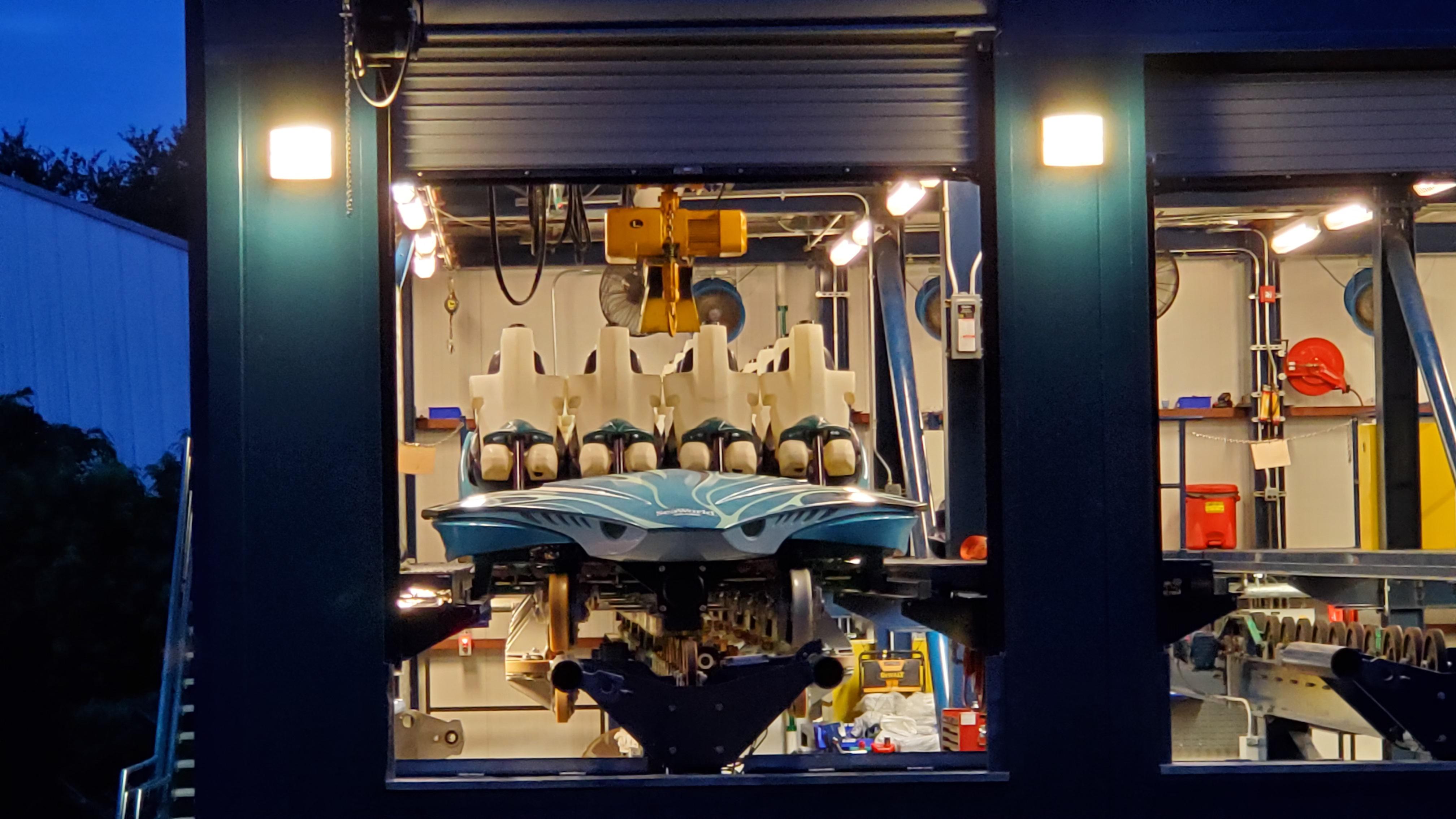 Mako SeaWorld Orlando, National Roller Coaster day 2019 | Scrolller