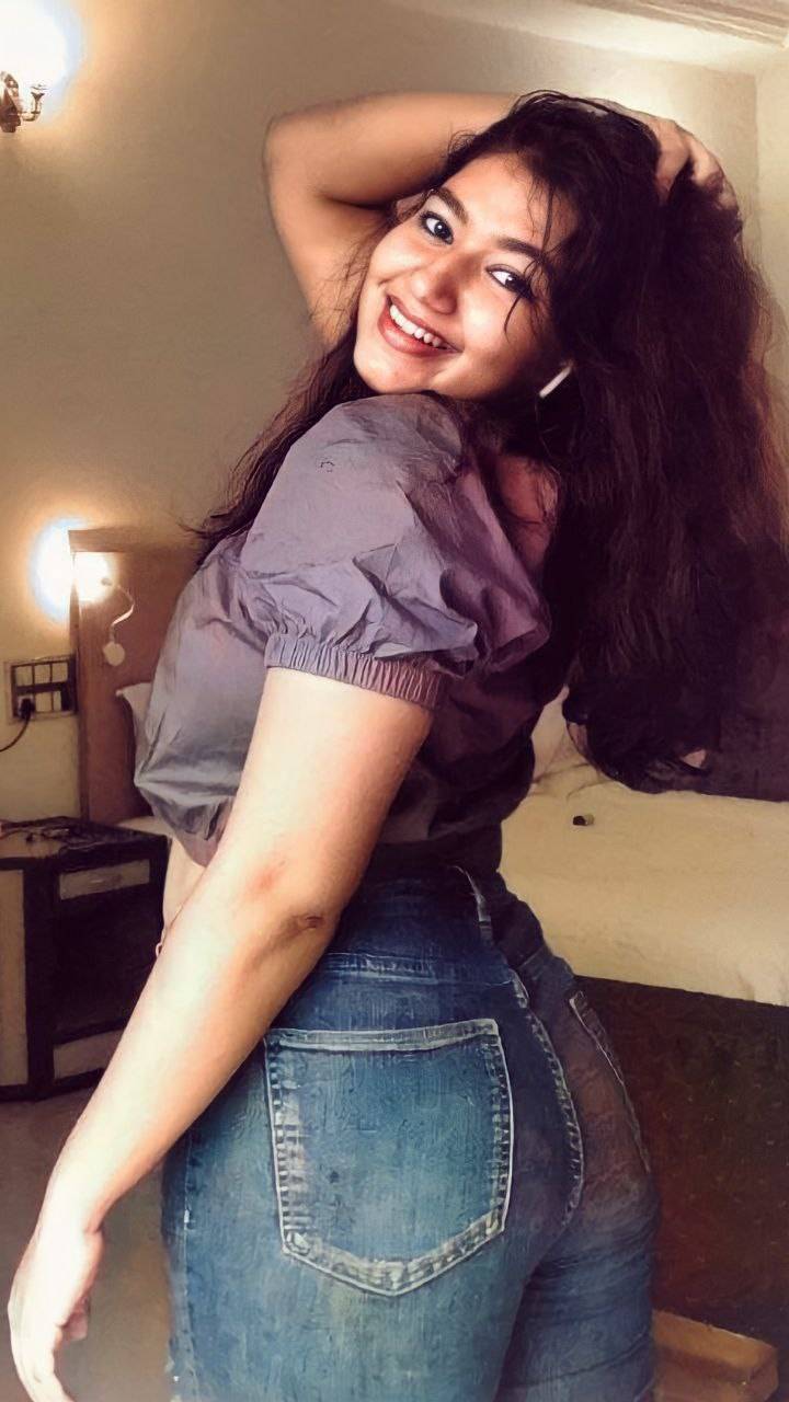 Mallu Babe Grace Antony Showing Off 🍑 Scrolller