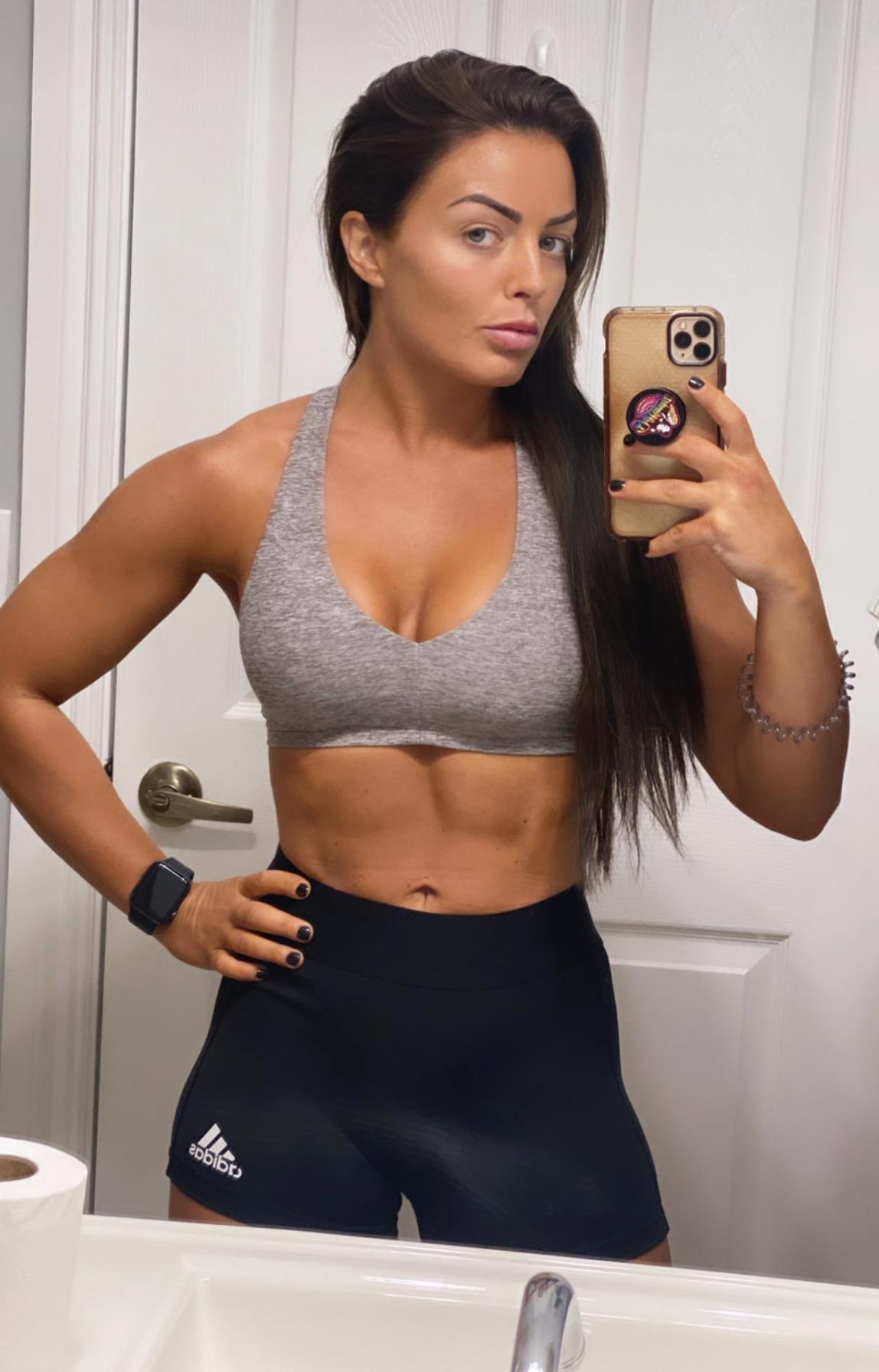 Mandy Rose | Scrolller