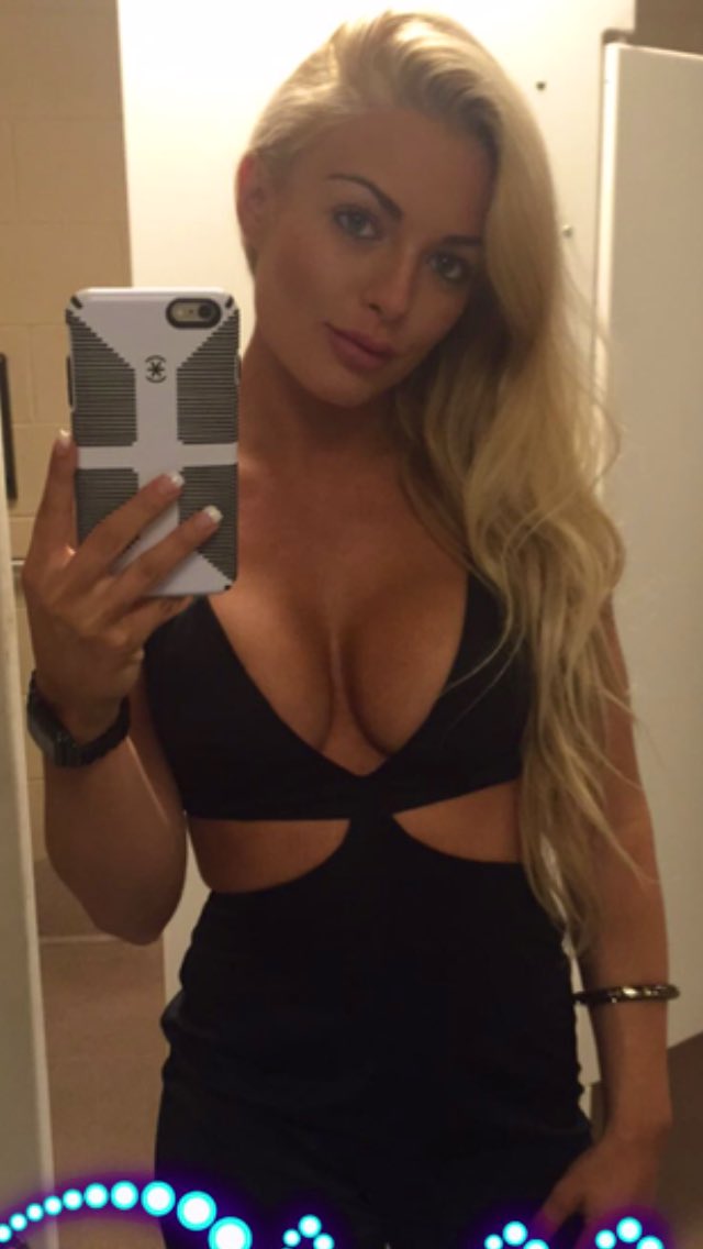 Mandy Rose | Scrolller