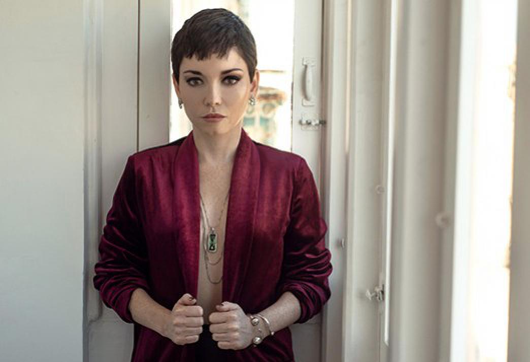 Marama Corlett | Scrolller