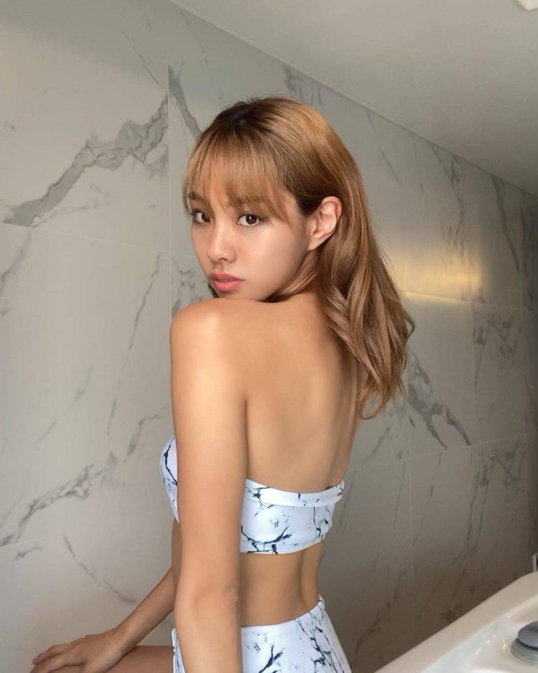 Marble 3 | Scrolller