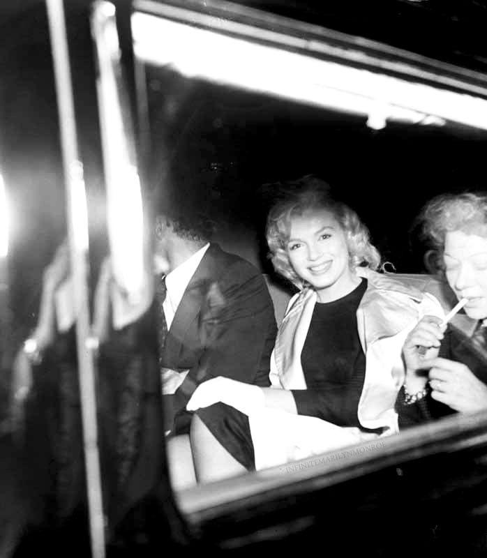 Marilyn in London, 1956 | Scrolller