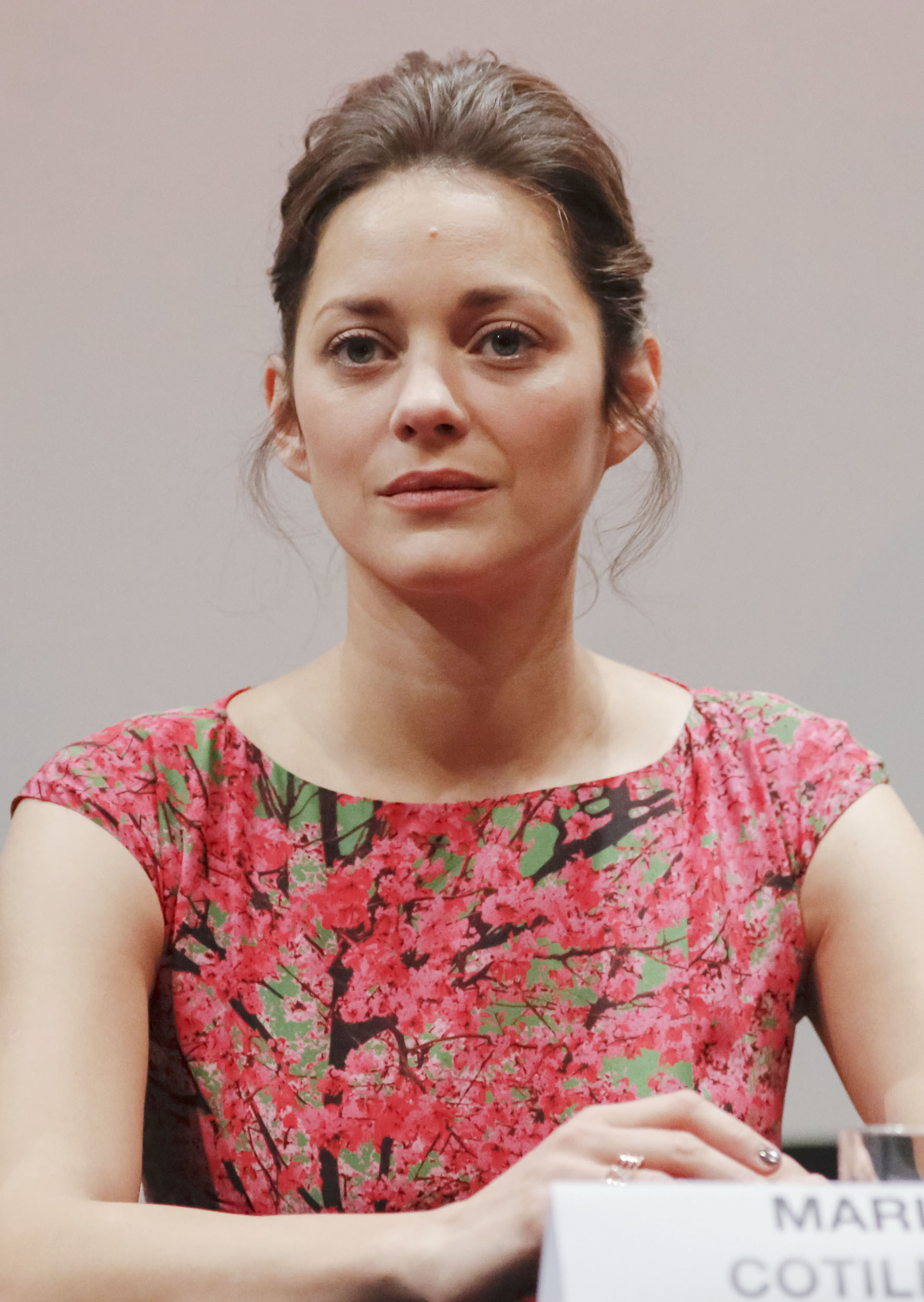 Marion Cotillard | Scrolller