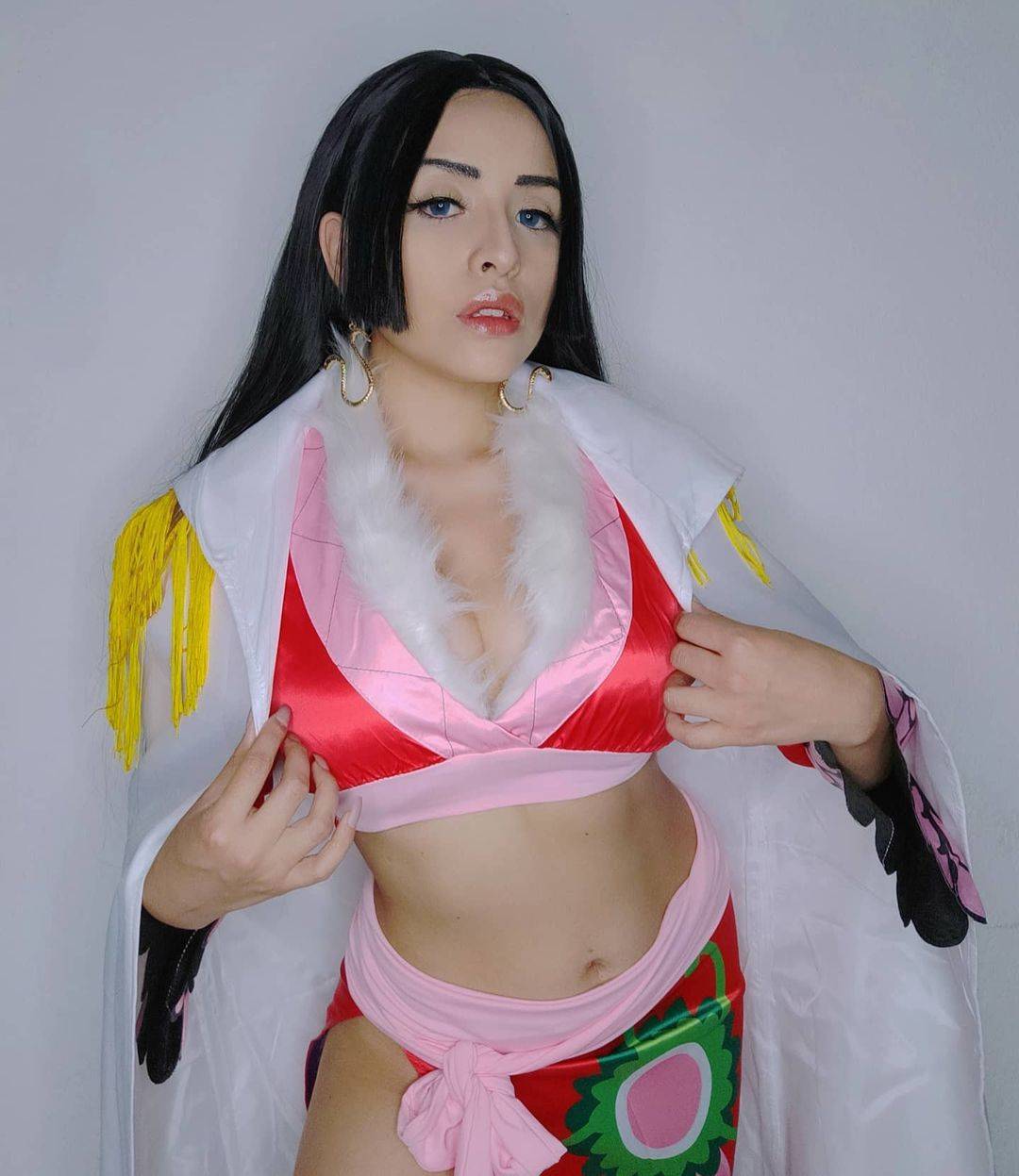 (Maripi Cosplayer) Boa Hancock | Scrolller