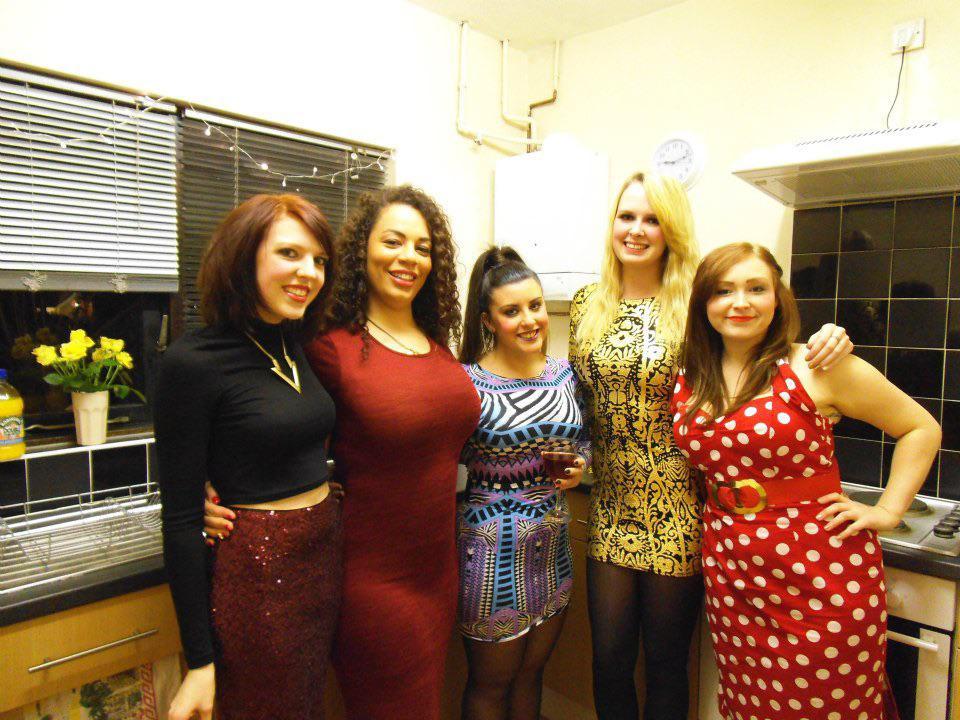 Maroon dress | Scrolller