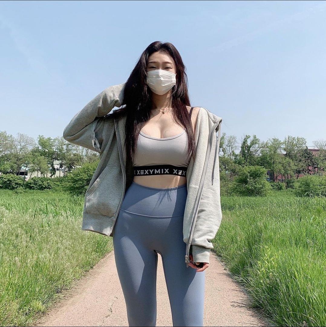 Mask is important | Scrolller