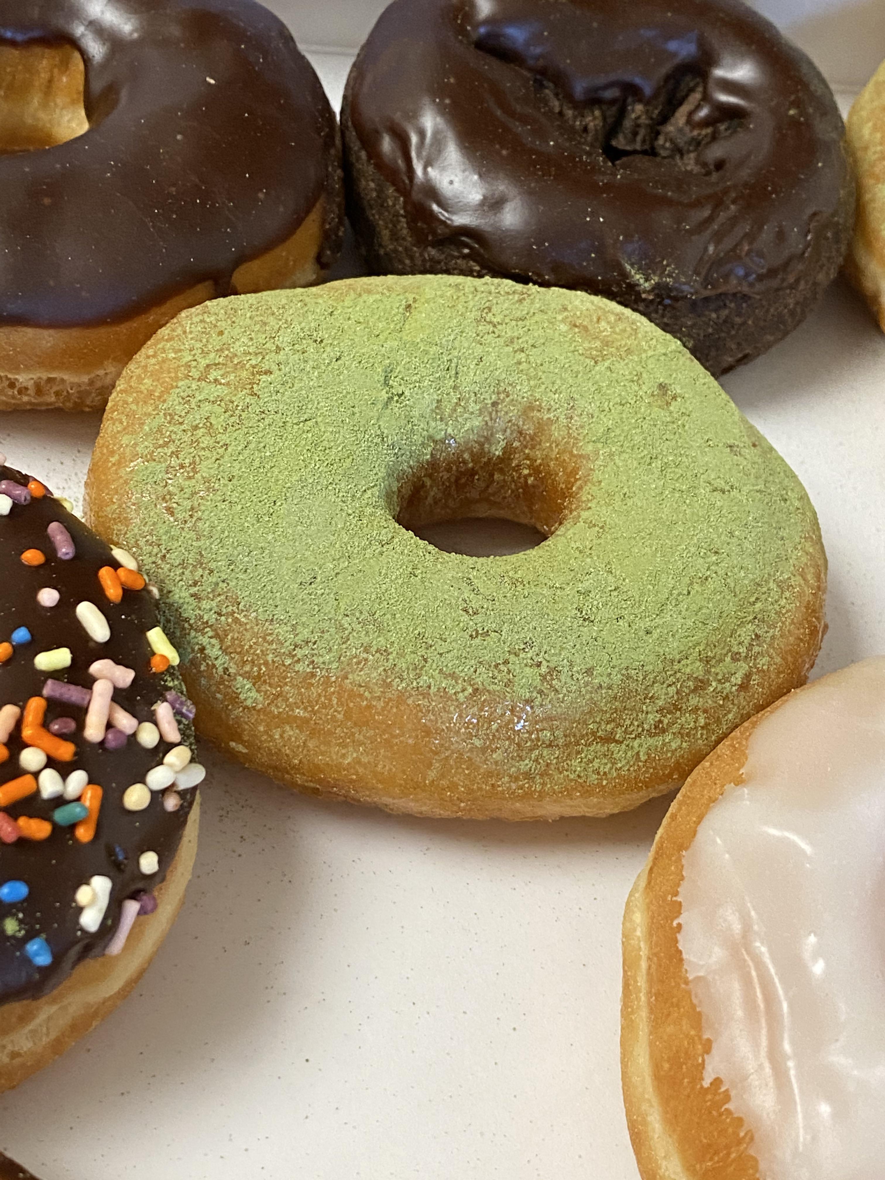 Matcha dusted donut from Dunkin Donuts 👍👎 | Scrolller