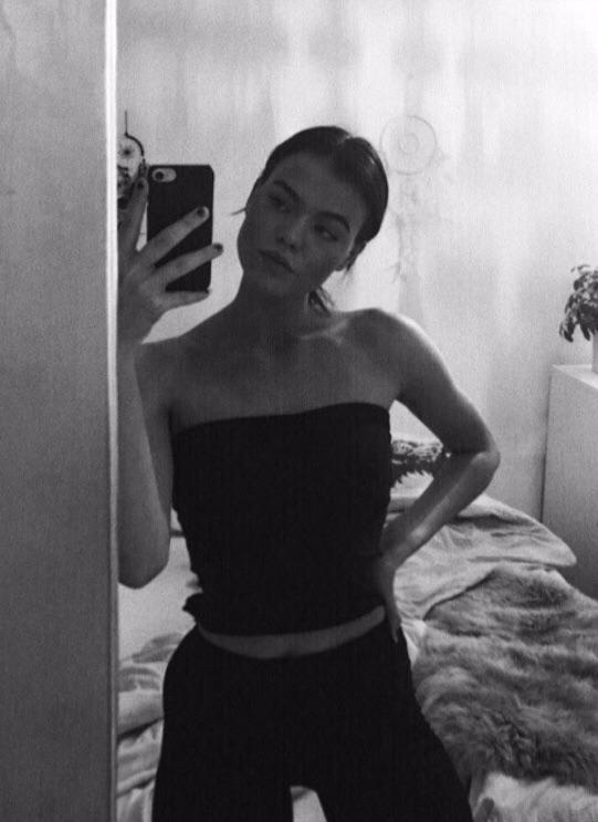 Matilderossum | Scrolller