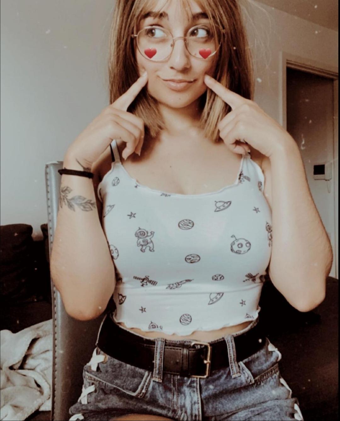 Maya is so busty | Scrolller