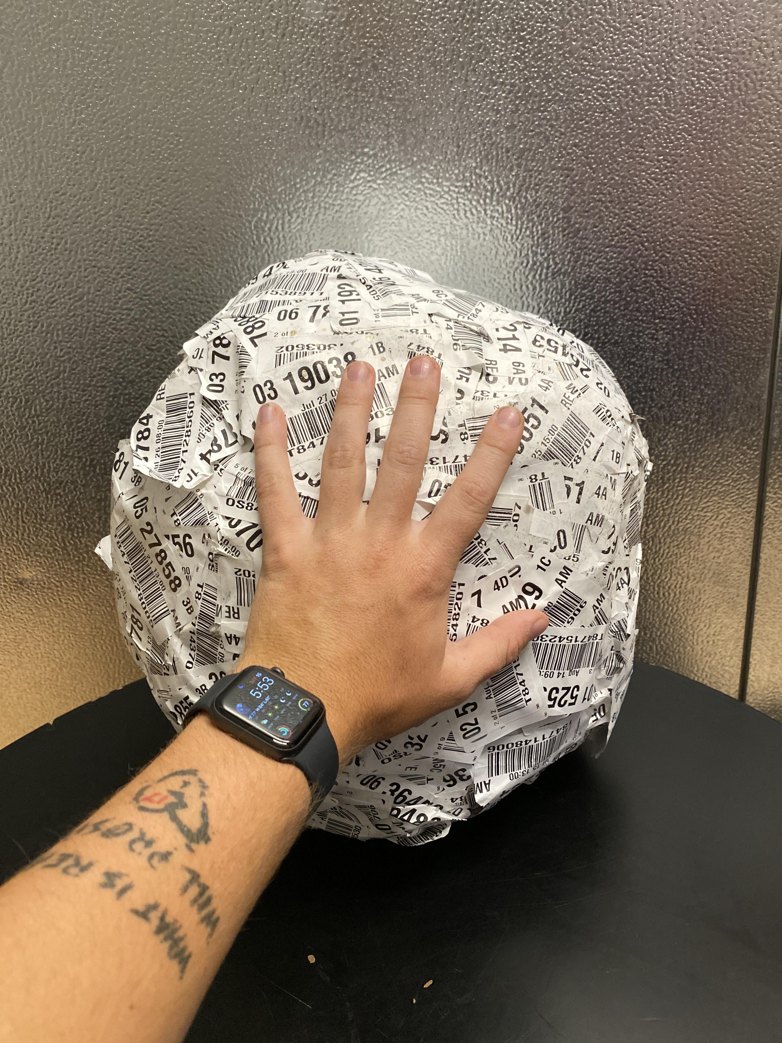 Meet Leon | Scrolller