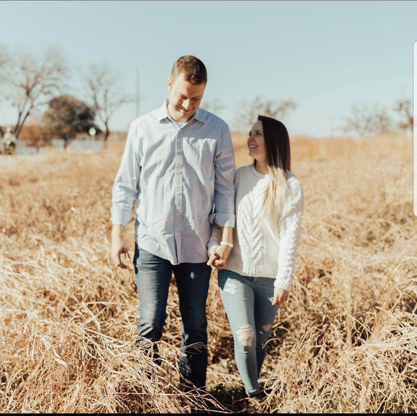 Meet my cuck! 10 likes and I'll reveal info | Scrolller