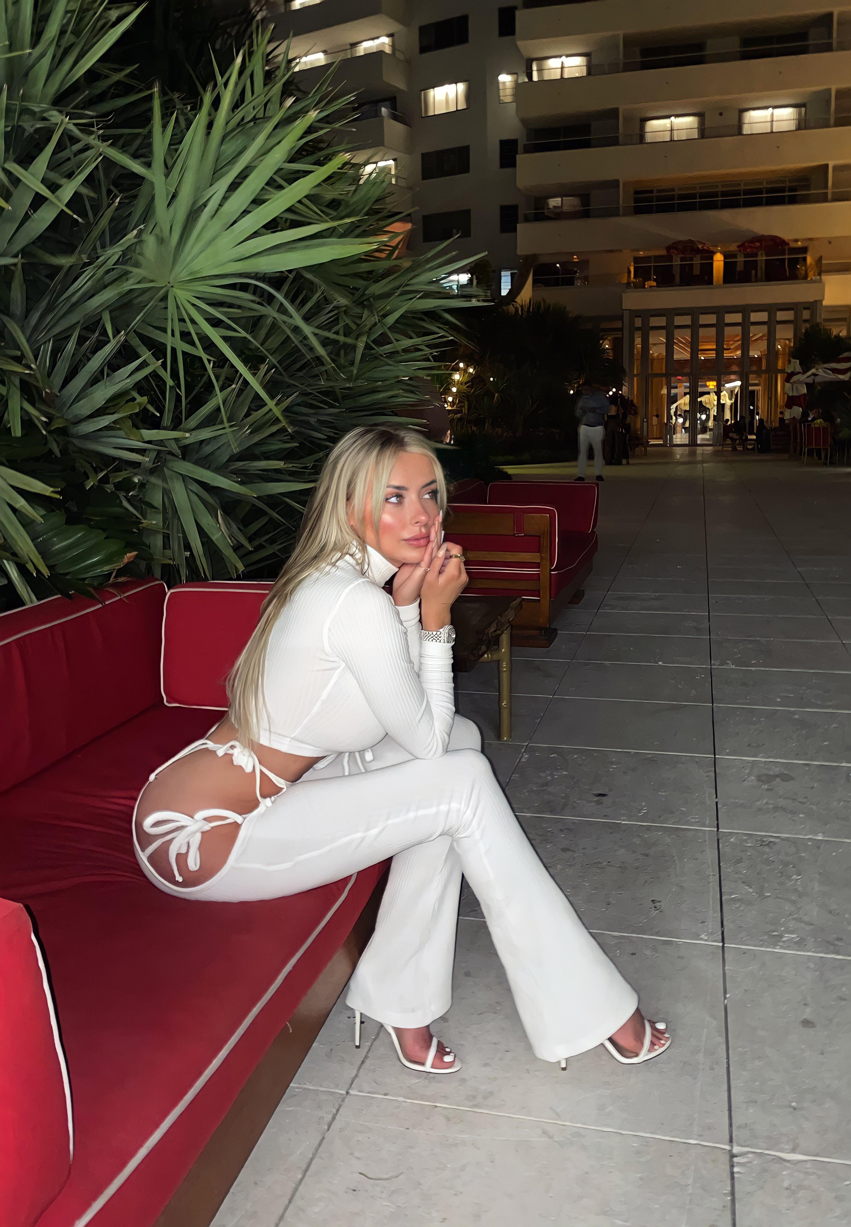 Mega Link in comments 2.9GB get it asap!! | Scrolller