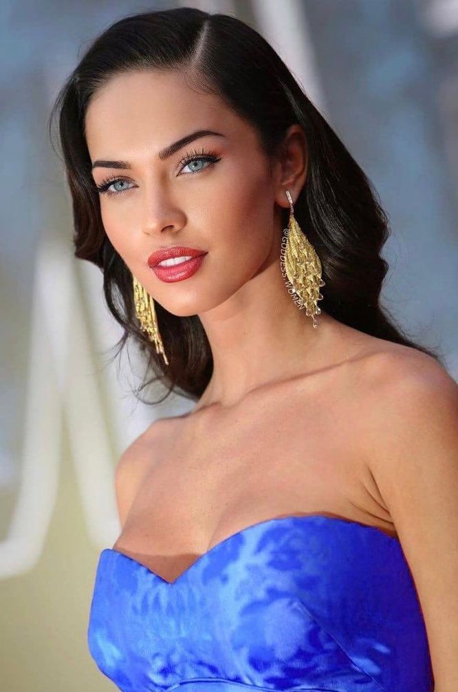 Megan Fox | Scrolller