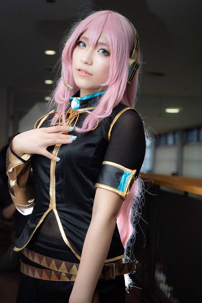 Megurine Luka by Kabokko | Scrolller