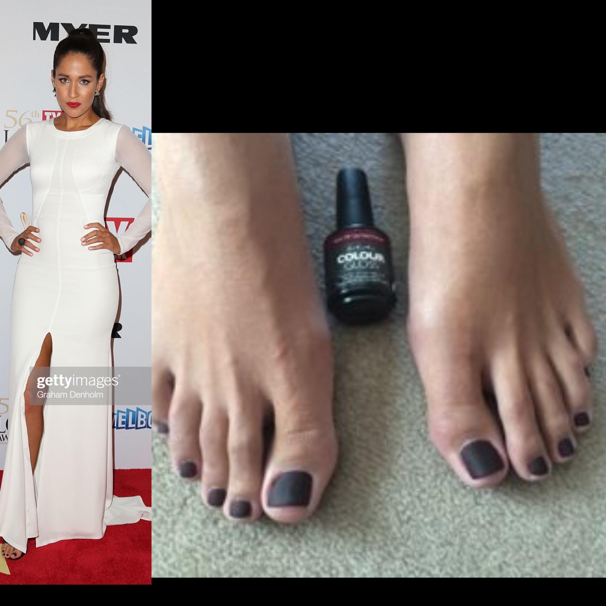 Mel McLaughlin feet | Scrolller