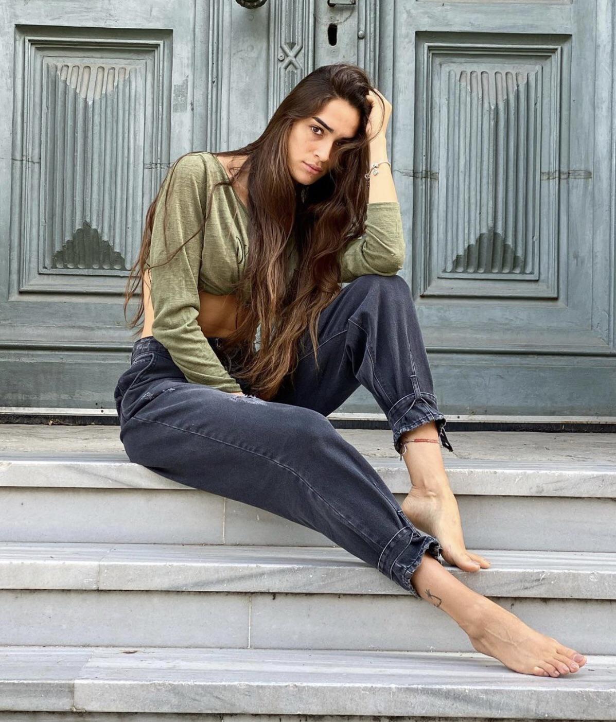 Melisa Emirbayer | Scrolller