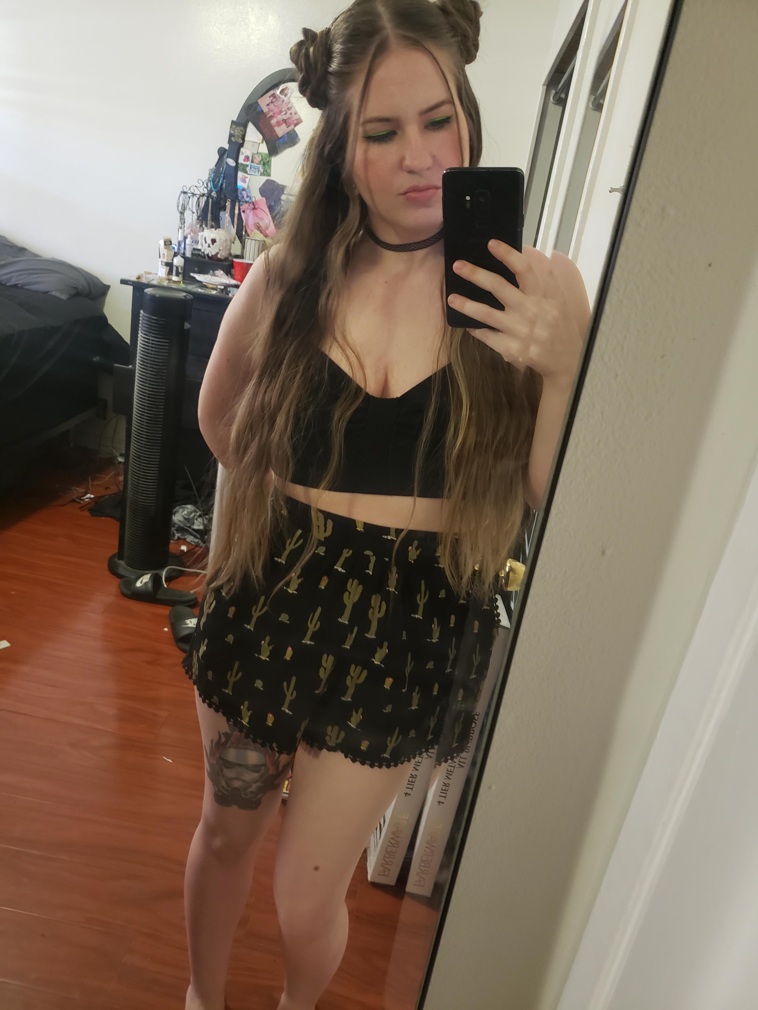 Melting in this heat 🥺 [over 18] | Scrolller