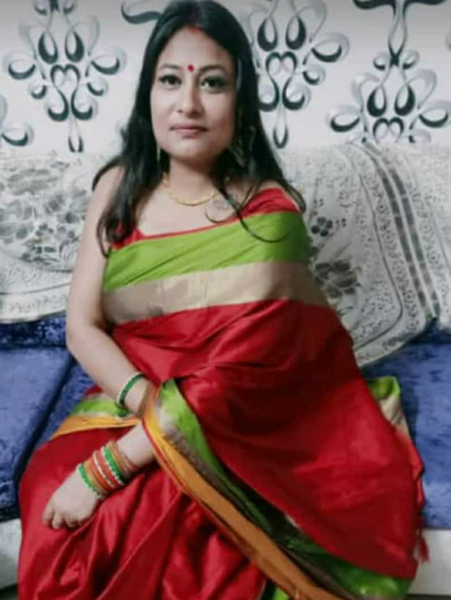 Meri randi maa | Scrolller