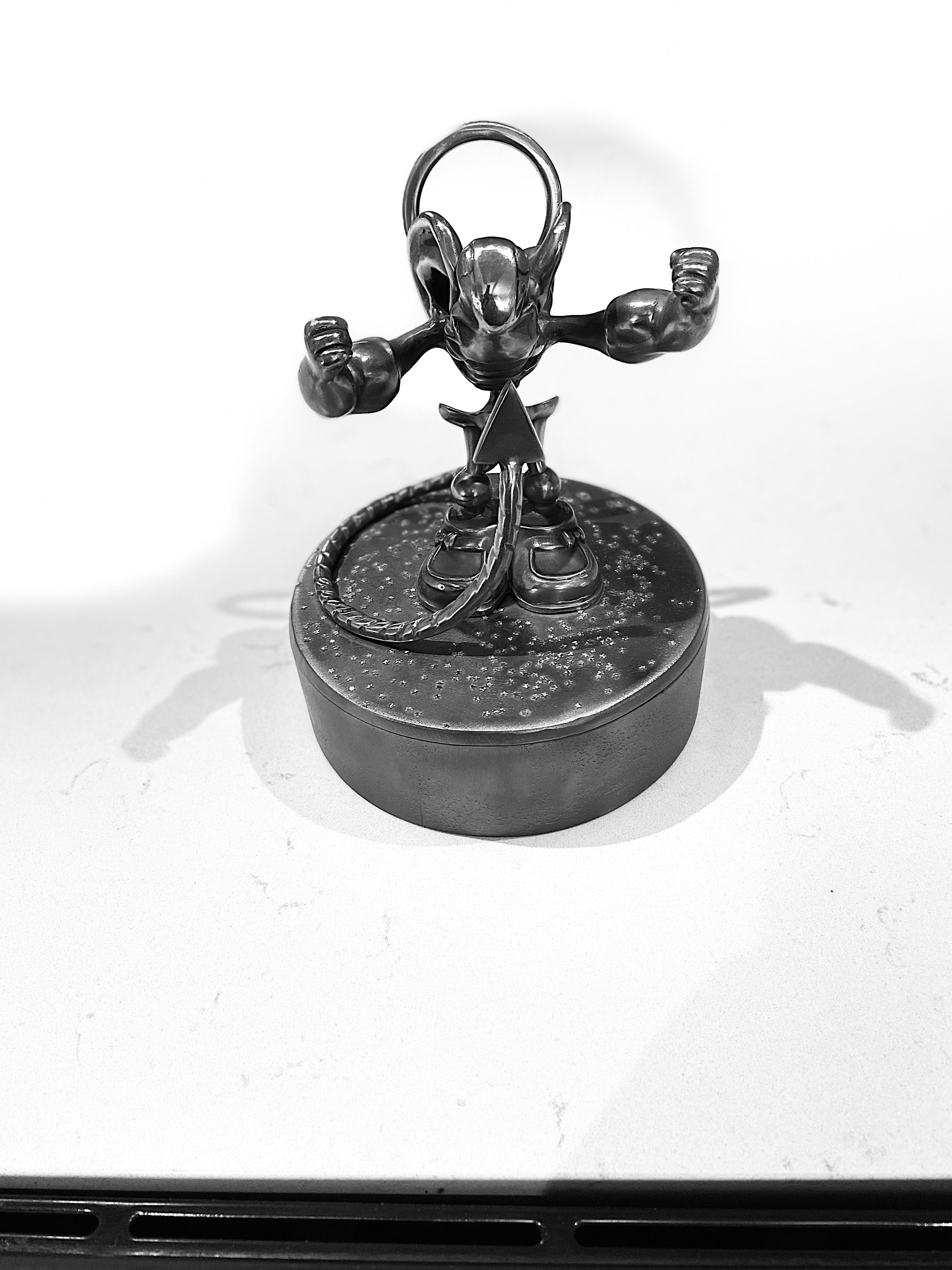 Merkaba, me, bronze, 2020 | Scrolller