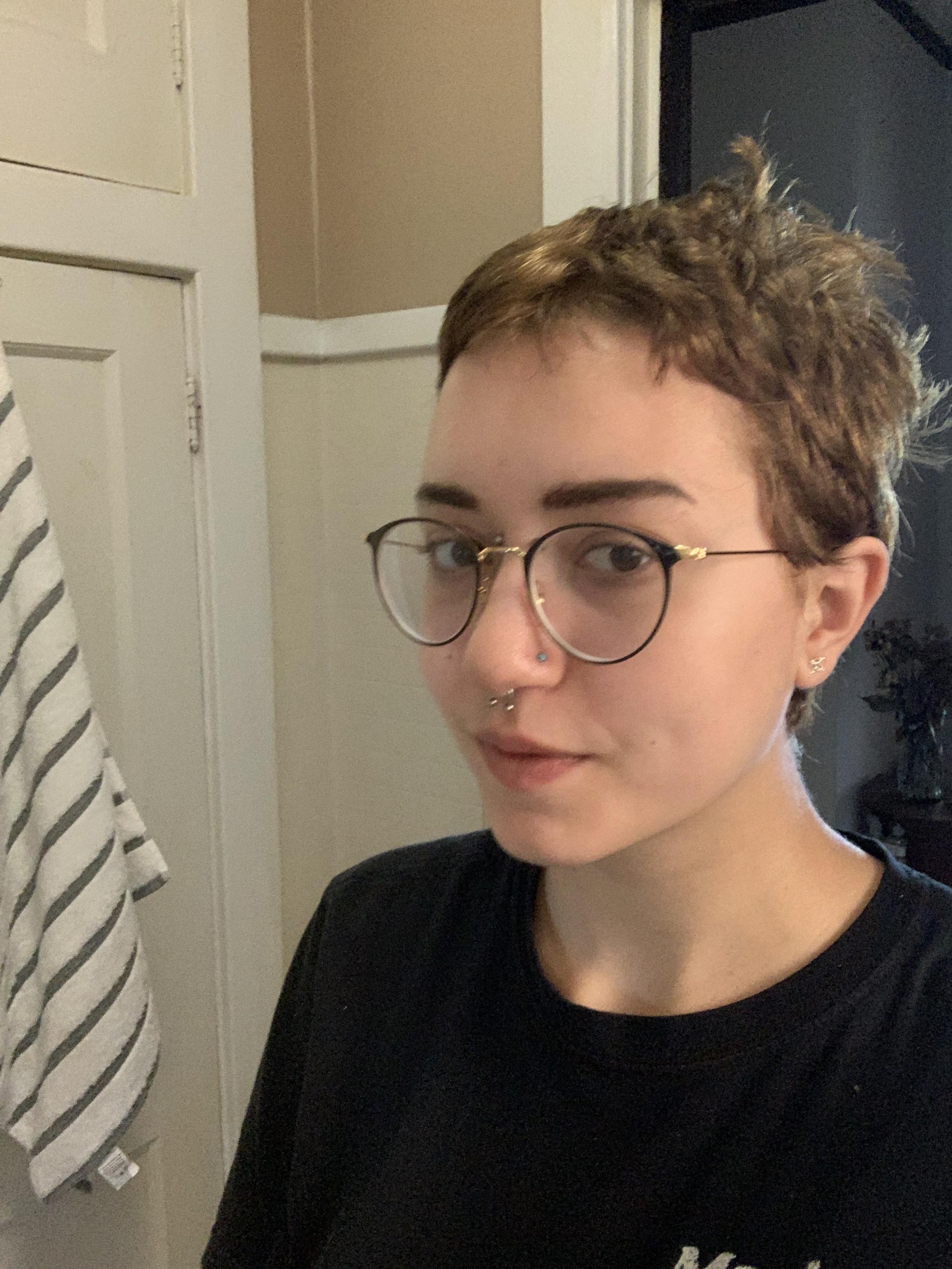 messy morning hair | Scrolller