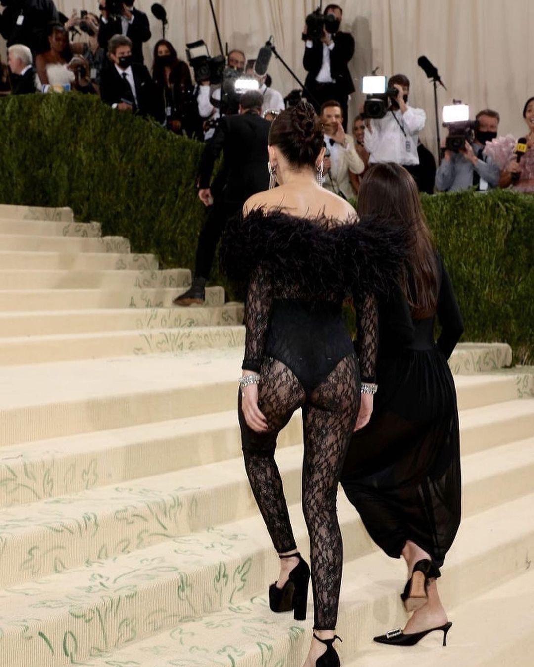 Met gala ass | Scrolller