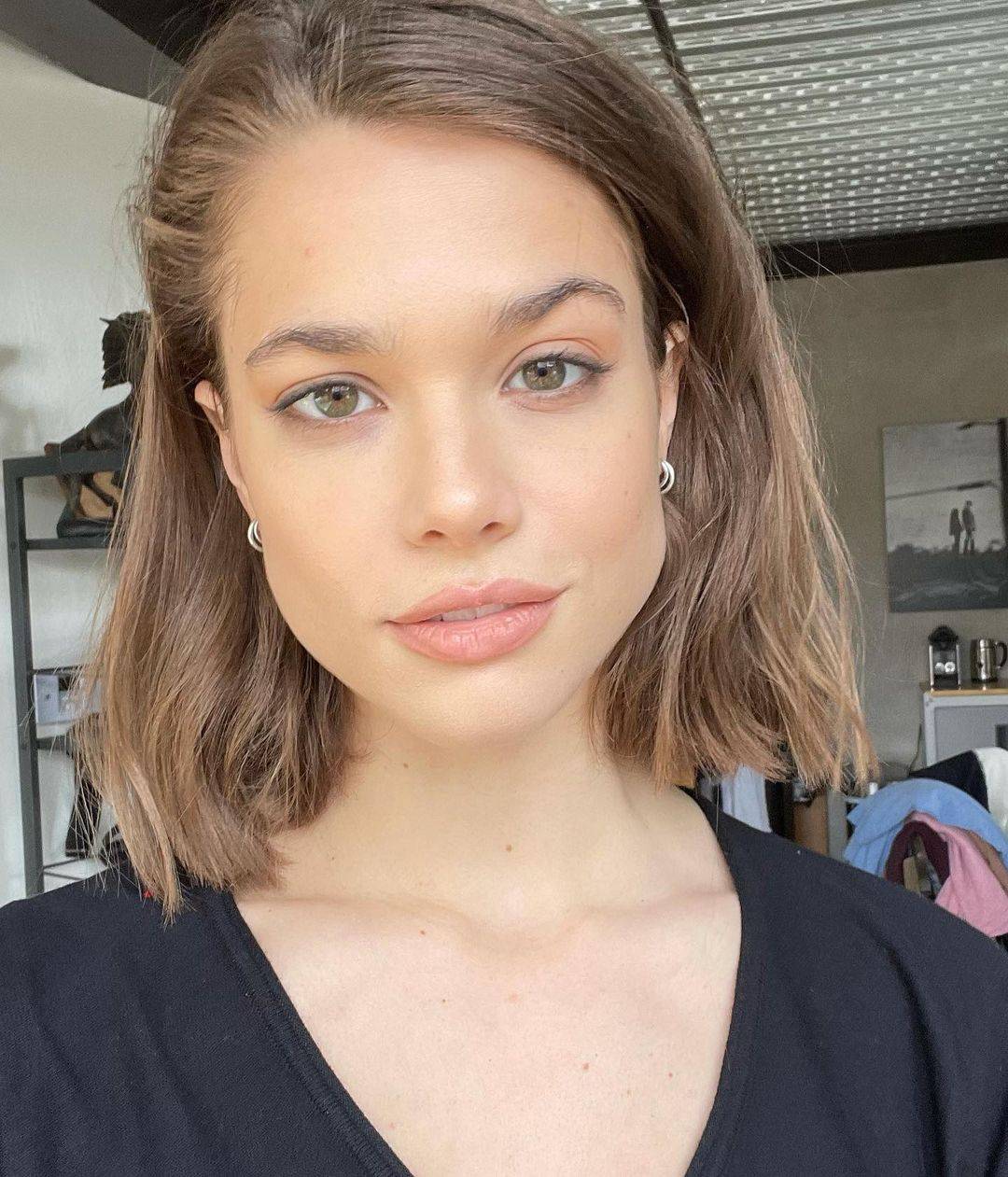 Michelle Ellyse Schlaman [irtr] | Scrolller