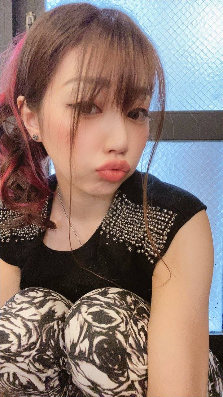 Miho Abe | Scrolller