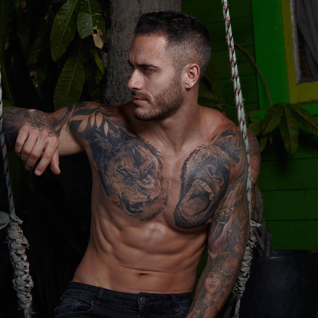 Mike Chabot | Scrolller