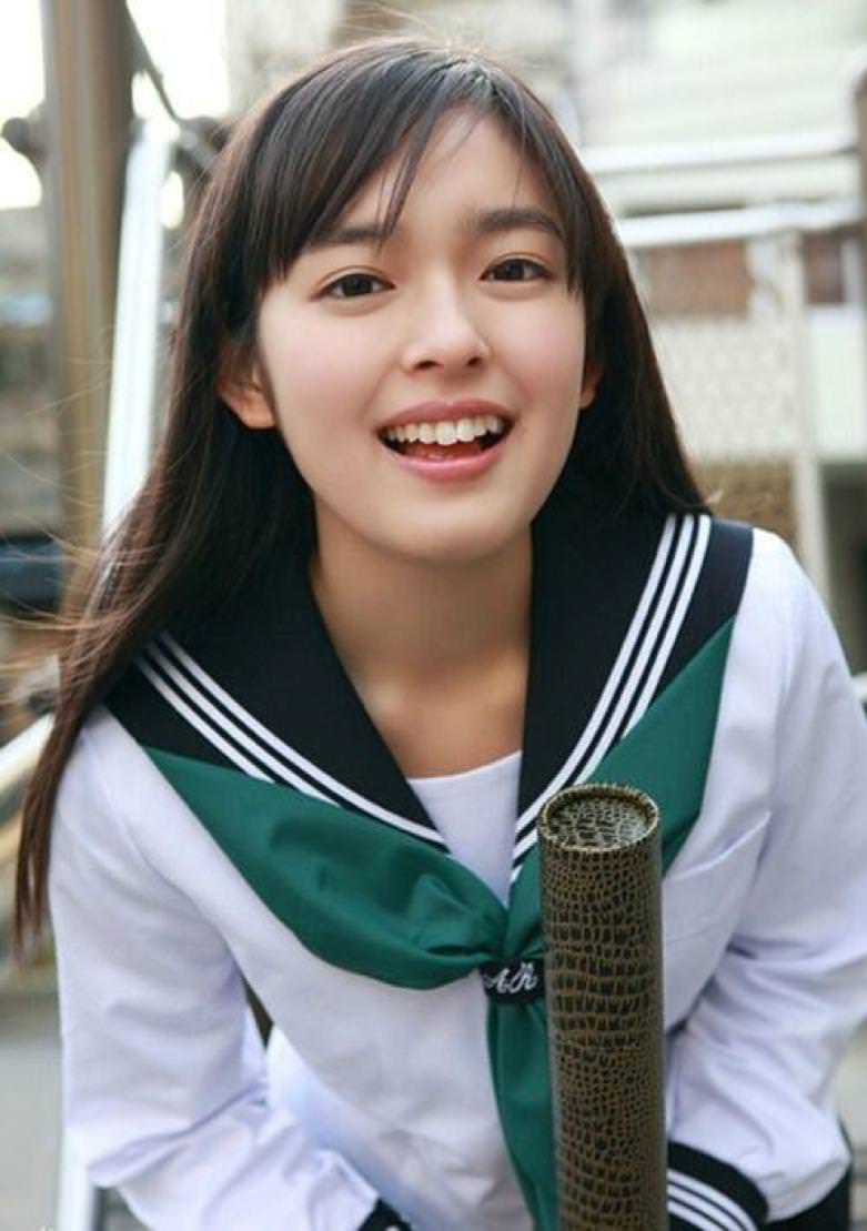 Miki Honoka | Scrolller