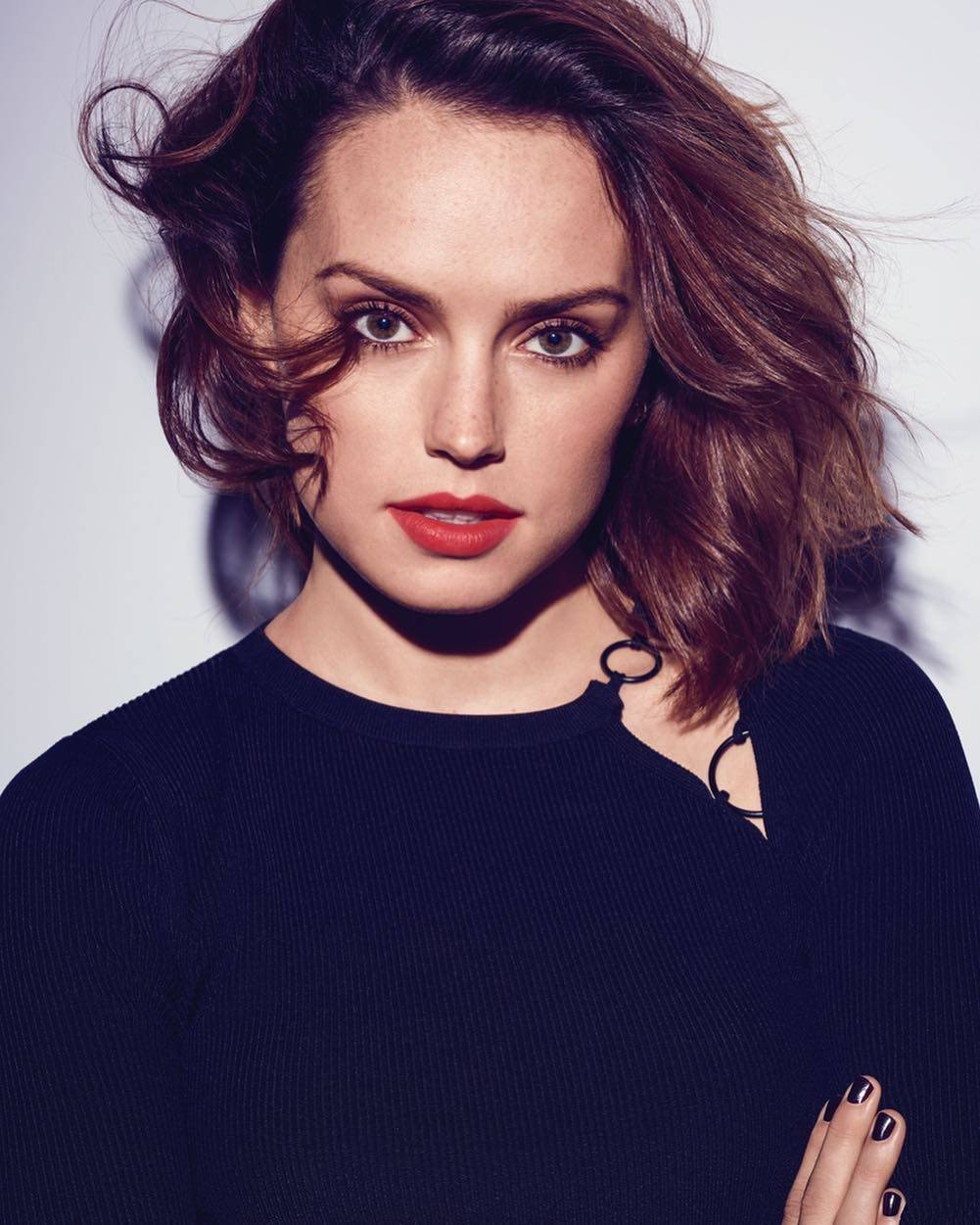 Milk me as Daisy Ridley | Scrolller