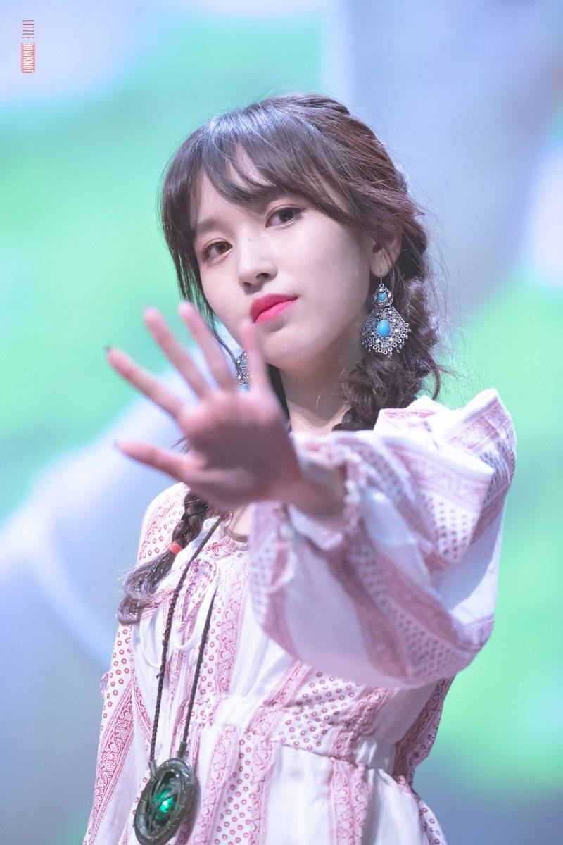 180721 Mina | Scrolller