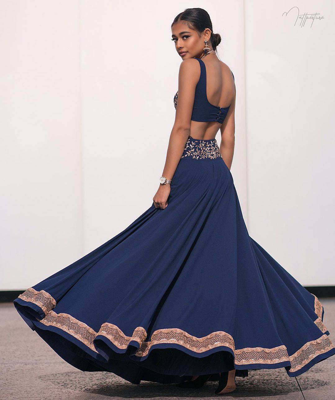 Mira Patel Scrolller