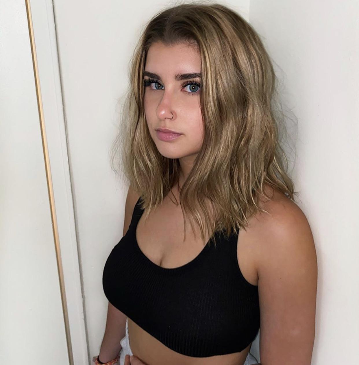 Miranda Jacklyn | Scrolller