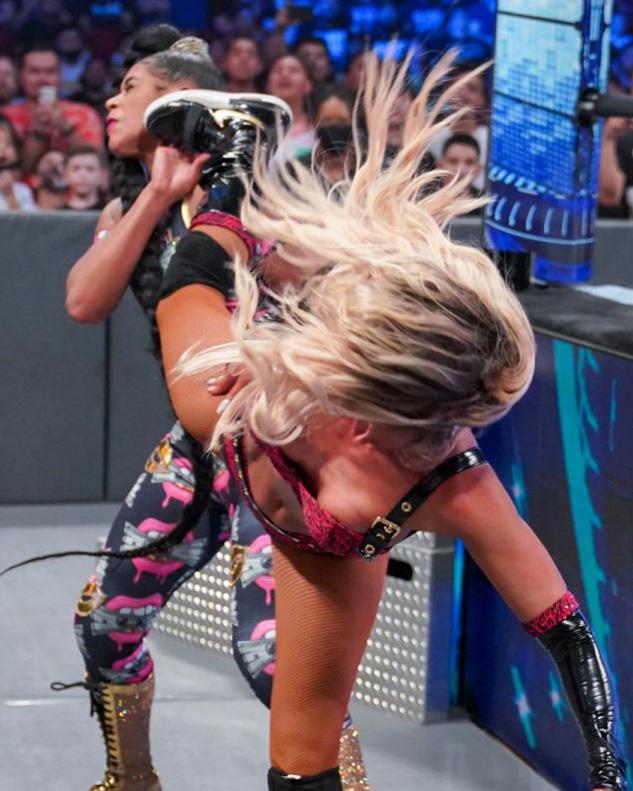 Miss Mella | Scrolller