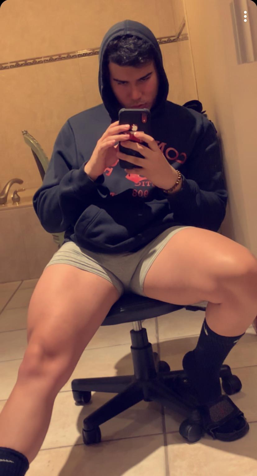 Miss my thunder thighs | Scrolller