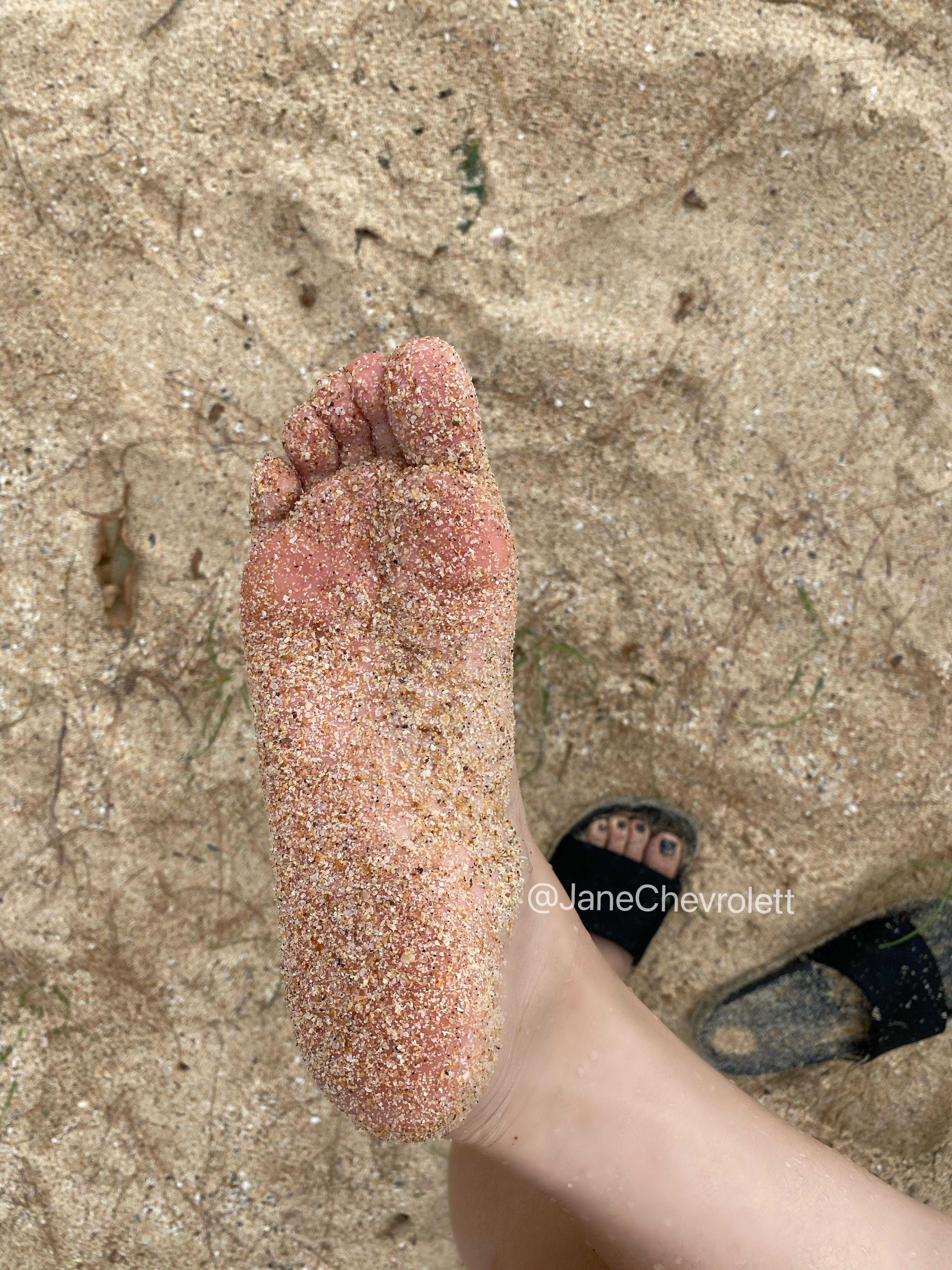 Missing the beach a lil too much 🙈👙 ️ Full beach trip album uploaded on my OnlyFans 🍉 | Scrolller