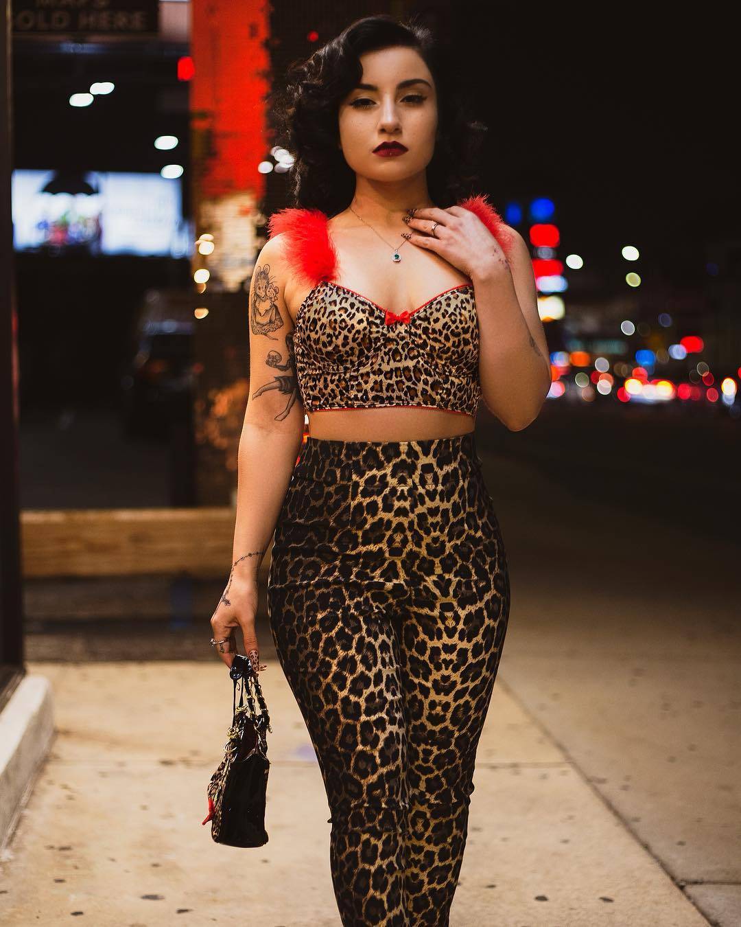 Model Ridley | Scrolller