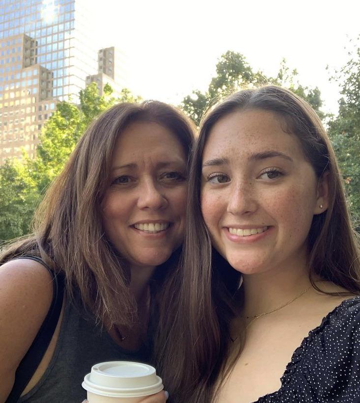 Mom Or Sis Scrolller