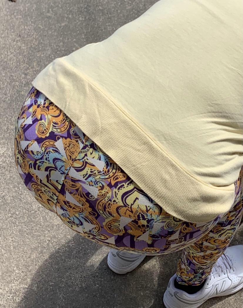 Shes Always Bending Over In Front Of Me Scrolller 2286