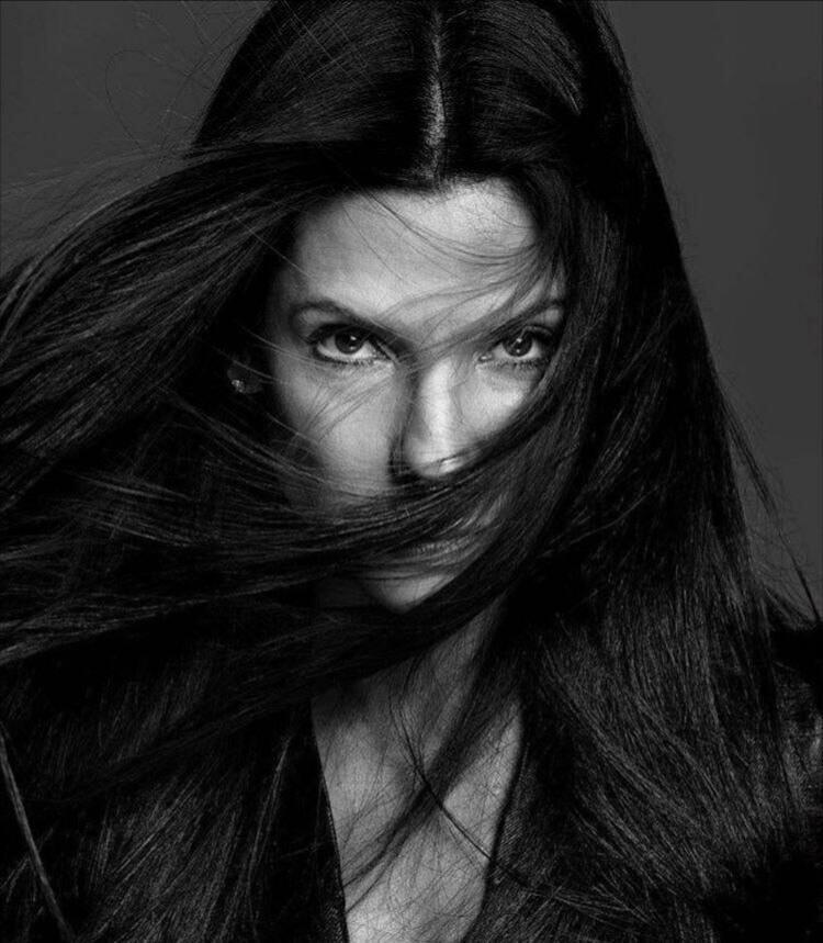 Sandra Bullock Scrolller