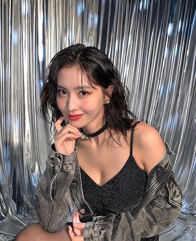 Momo Scrolller