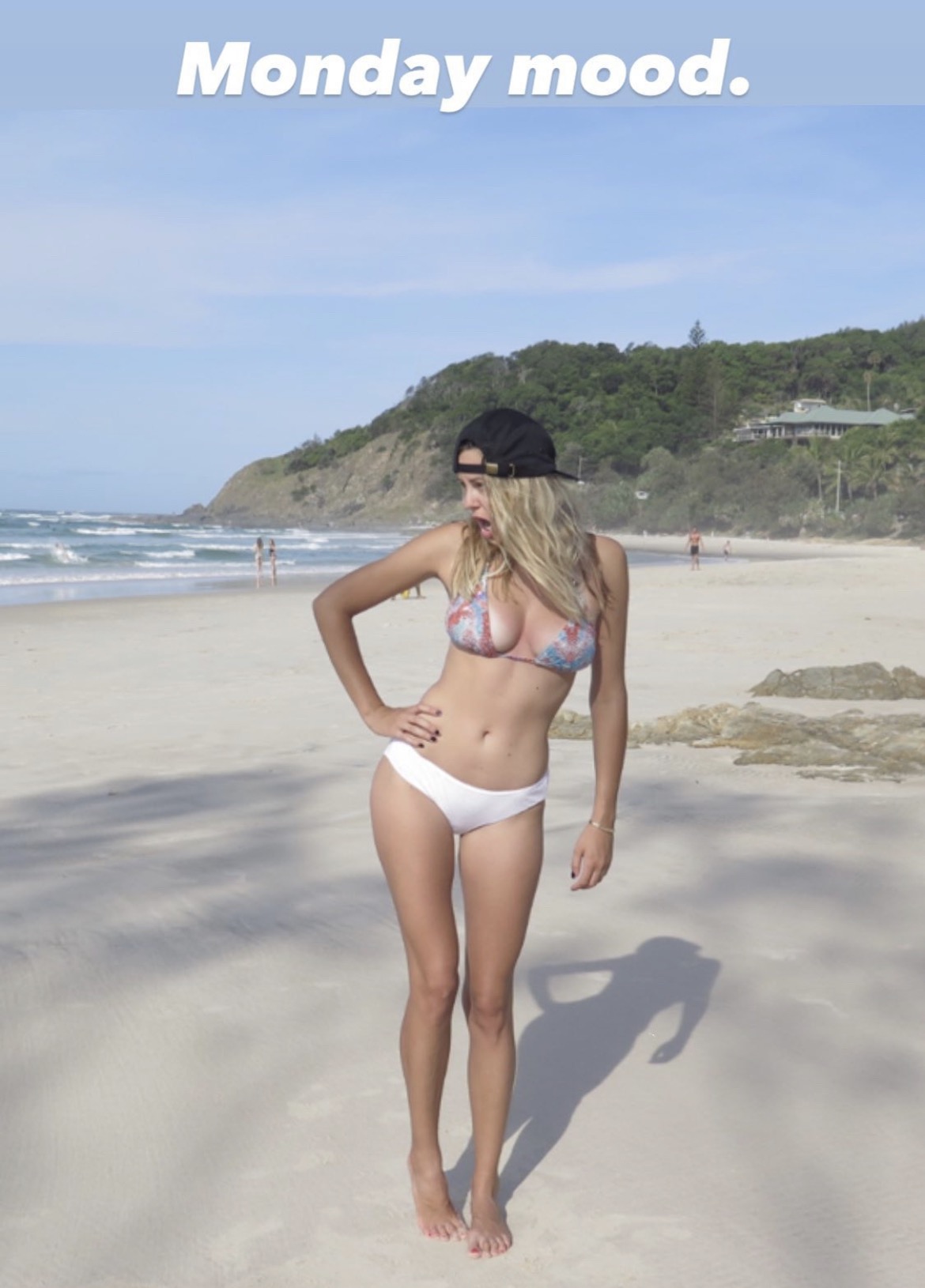 Monday Mood | Scrolller