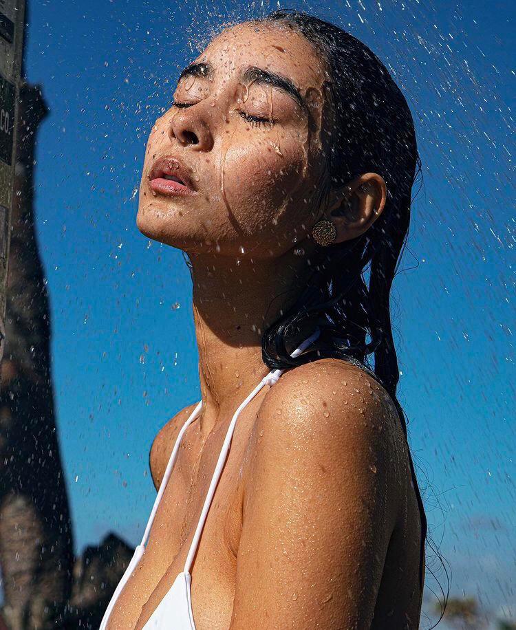 Monica Simmons | Scrolller