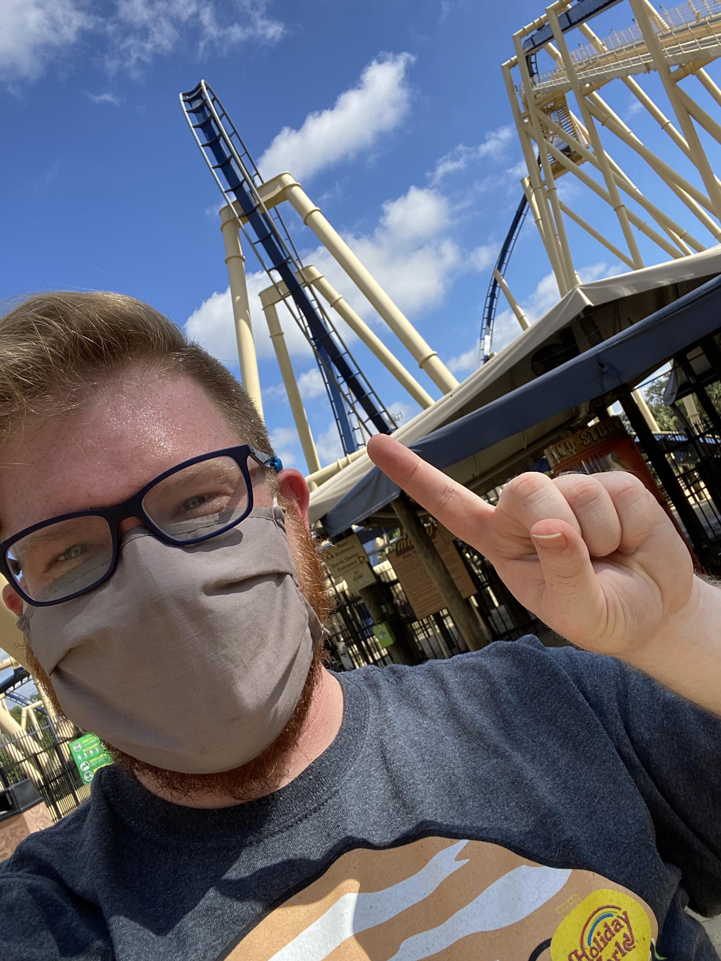 [Montu - Busch Gardens Tampa] Hewwo cuties! Finally got that 100th credit today 🎢😎 | Scrolller