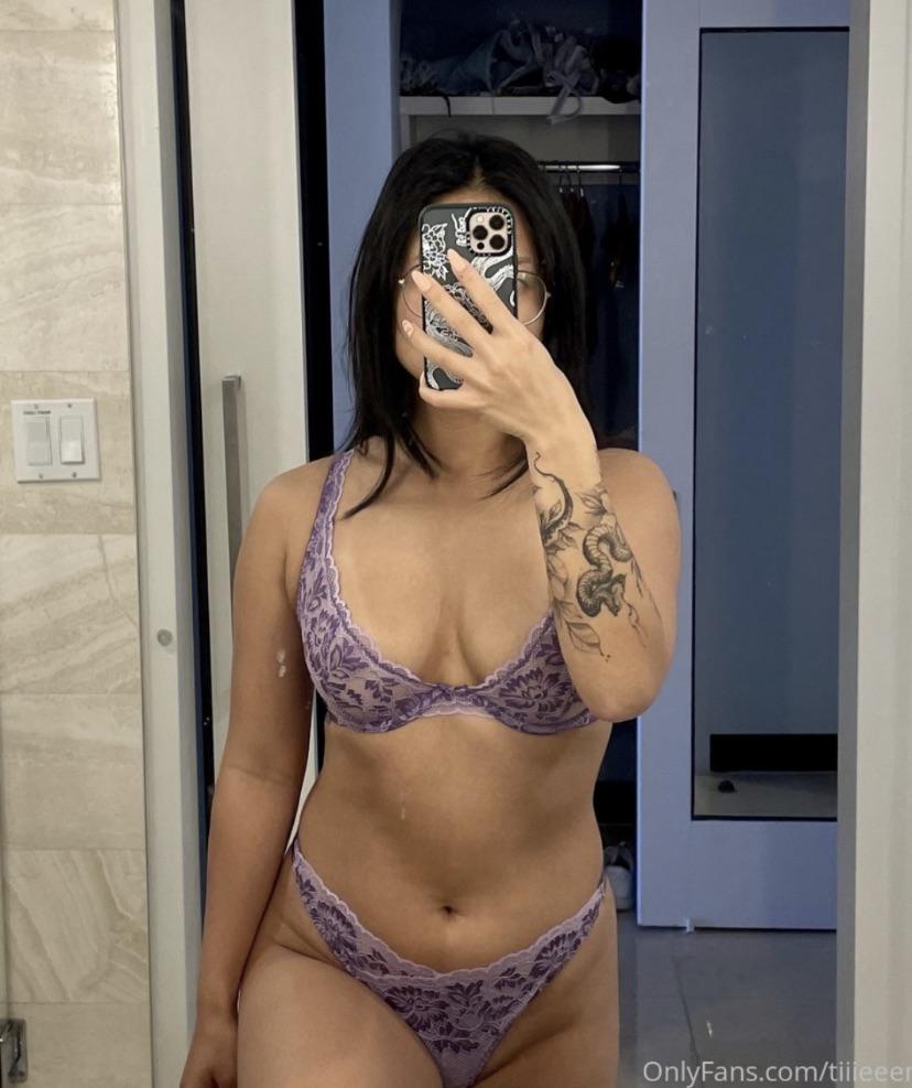 More undies | Scrolller