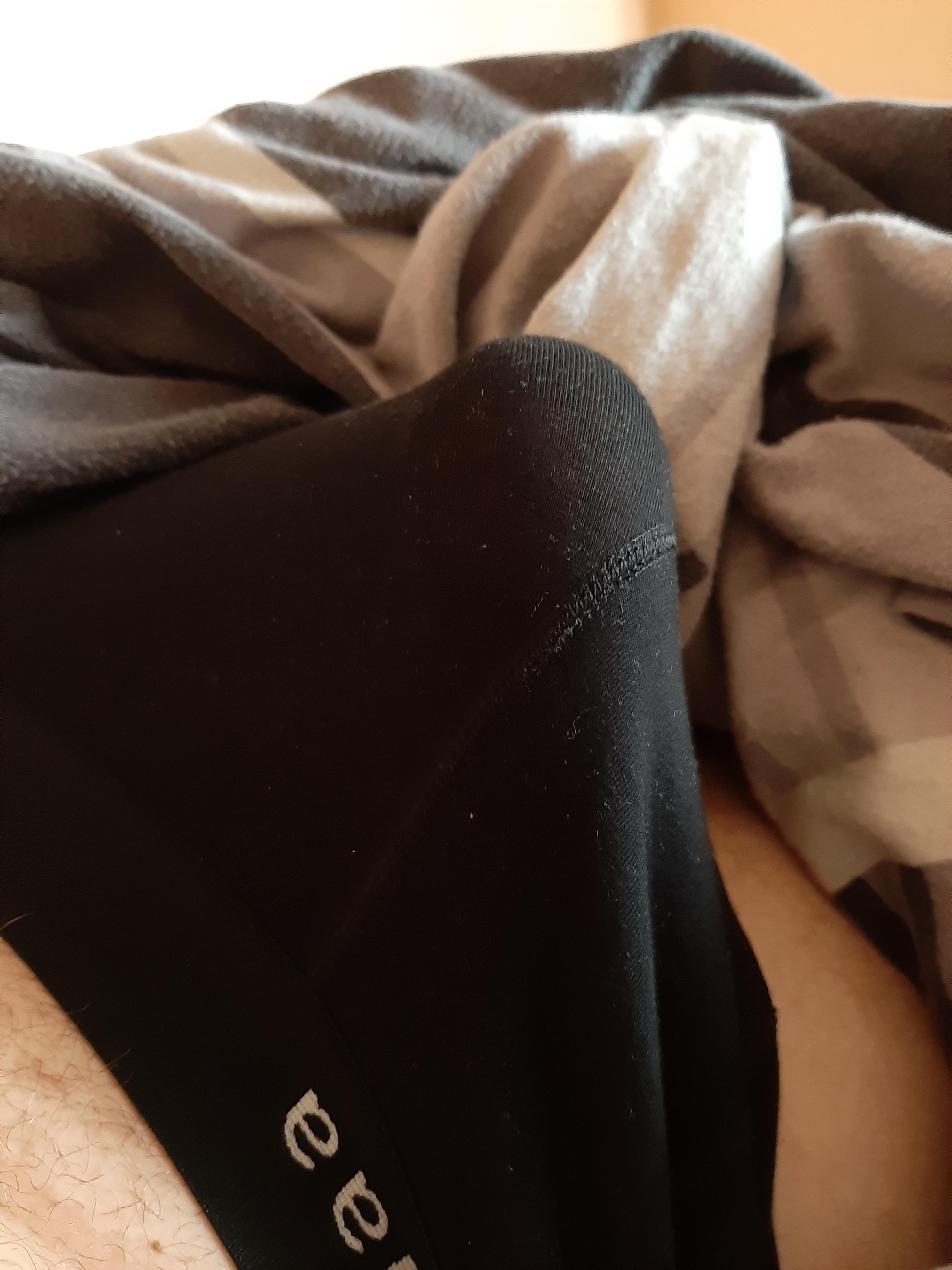 Morning wood, please remove | Scrolller