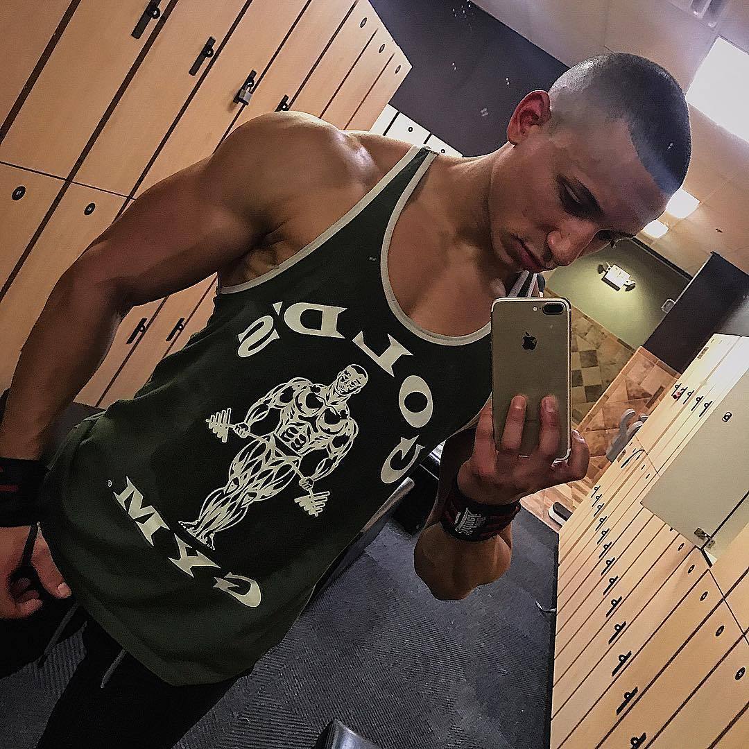 Muscle top | Scrolller