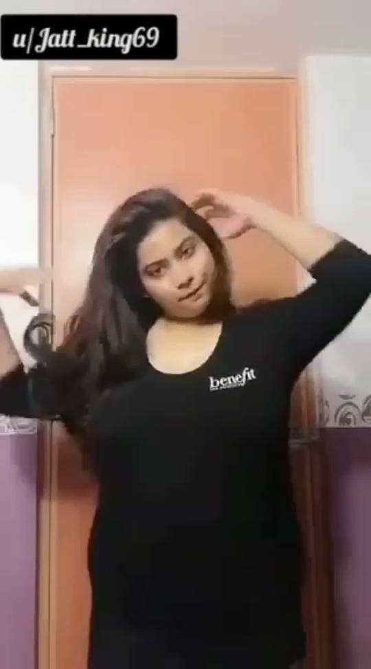 MUST WATCH Hot Insta thot leaves nothing to imagination 🔥🔥💦💦 (download link in comments) | Scrolller