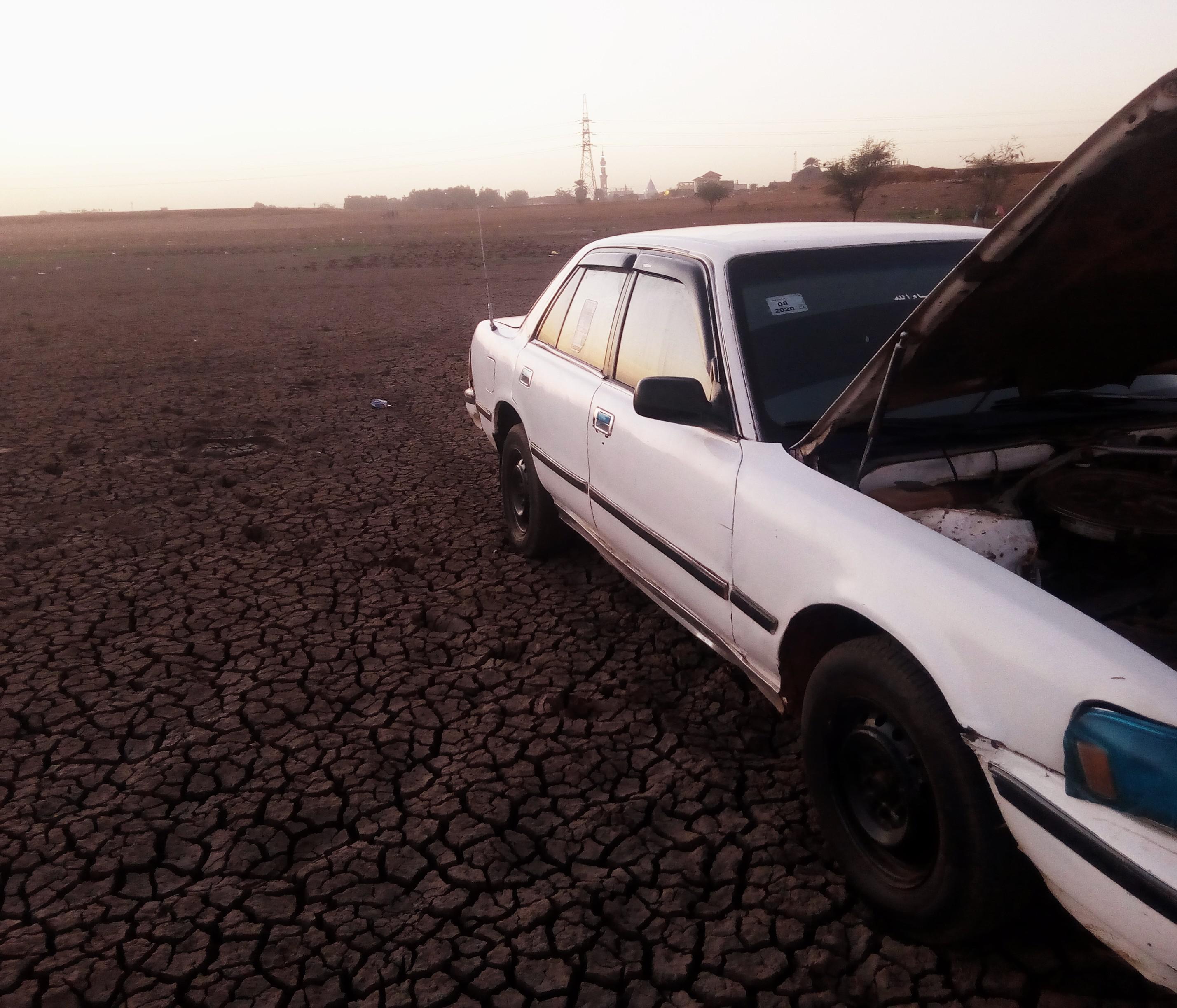 My 92 Cressida nearly river Nile, sudan | Scrolller